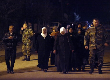 Syria Madaya Aid Convoy - Jan 2016 Stock Pictures, Editorial Images and ...