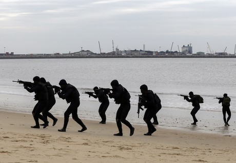 Taiwan Army Frogmen Marine Maneuver During Editorial Stock Photo ...
