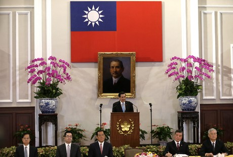 Taiwan Government - Nov 2015 Stock Pictures, Editorial Images and Stock ...