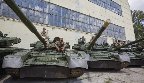 Modified Ukrainian T80 Tank Drives On Editorial Stock Photo - Stock ...