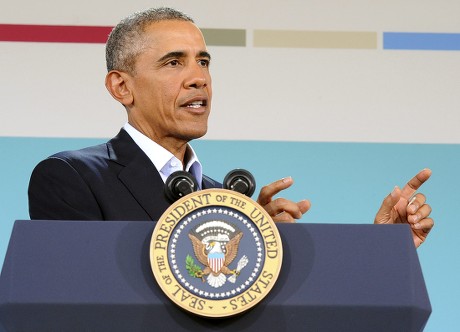 Us President Barack Obama Gestures He Editorial Stock Photo - Stock ...