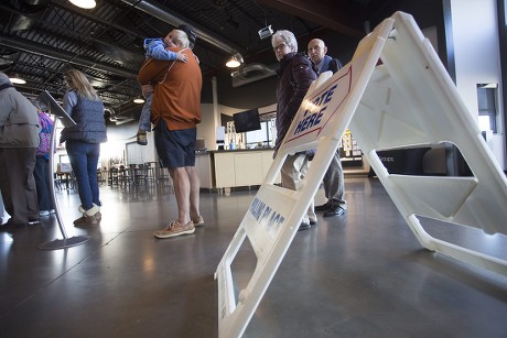 __COUNT__ Usa Super Tuesday Oklahoma - Feb 2016 Stock Pictures ...
