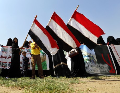 Houthi Supporters Yemeni Children Wave National Editorial Stock Photo ...