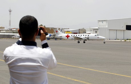 Plane International Committee Red Cross Icrc Editorial Stock Photo ...