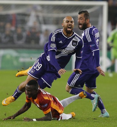 Galatasarays Bruma L Anderlechts Anthony Vanden Editorial Stock Photo ...