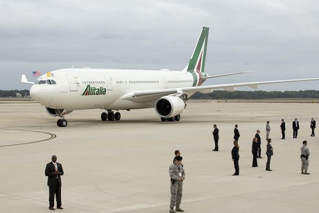 Security Heavy Plane Carrying Pope Francis Editorial Stock Photo ...