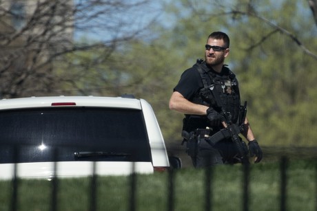 Us Secret Service Officer Patrols North Editorial Stock Photo - Stock ...