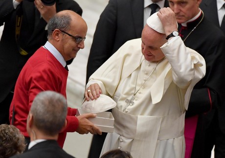 Pope Francis C Puts On Skull Editorial Stock Photo - Stock Image ...