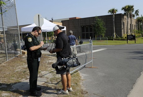 Seminole County Sheriffs Deputy Photographs Drivers Editorial Stock ...
