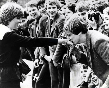 24 Fan admirer Stock Pictures, Editorial Images and Stock Photos ...