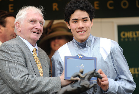 Martin Pipe Conditional Jockeys Handicap Hurdle Editorial Stock Photo ...