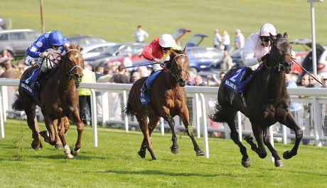 Epsom Races - 22 Apr 2009 Stock Pictures, Editorial Images and Stock ...