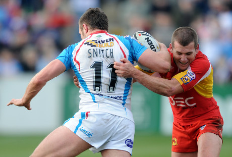 Shane Perry Catalan Dragons Tackles Steve Editorial Stock Photo - Stock ...