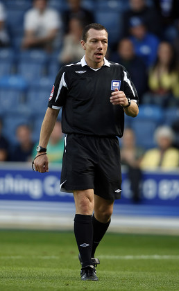 Referee Kevin Friend United Kingdom London Editorial Stock Photo ...