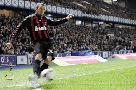 David Beckham Ac Milan Swings Corner Editorial Stock Photo - Stock ...