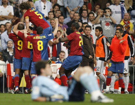 Lionel Messi Barcelona Mobbed After 52 Editorial Stock Photo - Stock ...