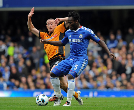 Michael Essien Chelsea Challenges Ball David Editorial Stock Photo ...