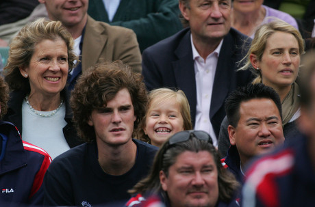Tim Henmans Daughter Rose Elizabeth Enjoys Editorial Stock Photo ...