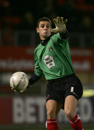 Leyton Orient Goalkeeper Glyn Garner Editorial Stock Photo - Stock ...