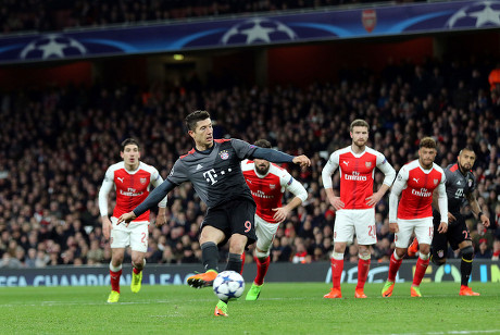 Robert Lewandowski Scores Bayern Munichs Opening Editorial Stock Photo ...