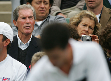 Tim Henmans Daughter Rose Elizabeth Enjoys Editorial Stock Photo ...