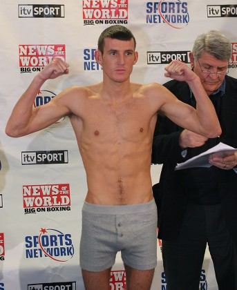 Derry Matthews Liverpool Weighs Ahead His Editorial Stock Photo - Stock ...