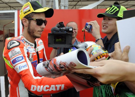 Italian Motogp Rider Valentino Rossi Signs Editorial Stock Photo ...