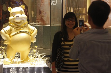 Giant Pure Gold Statue Disney Character Editorial Stock Photo - Stock ...