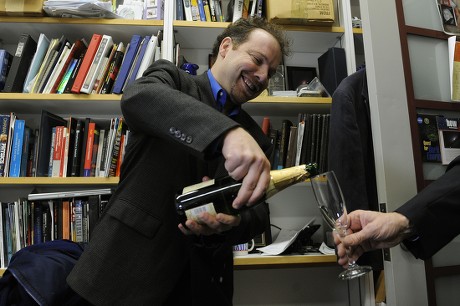 Astrophysicist Adam Riess Pours Glass Sparking Editorial Stock Photo ...