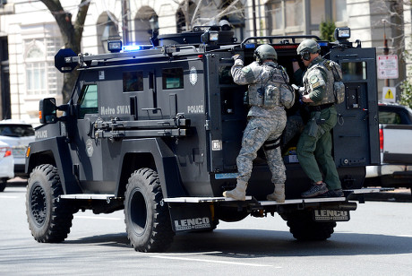 Police Swat Team Patrols Streets Vicinity Editorial Stock Photo - Stock ...