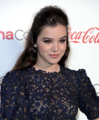 Us Actress Hailee Steinfeld Poses Press Editorial Stock Photo - Stock ...