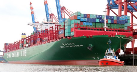 250 Long line of ships Stock Pictures, Editorial Images and Stock ...