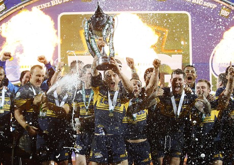 Leeds Rhinos Celebrate Winning Heinz Big Editorial Stock Photo - Stock ...