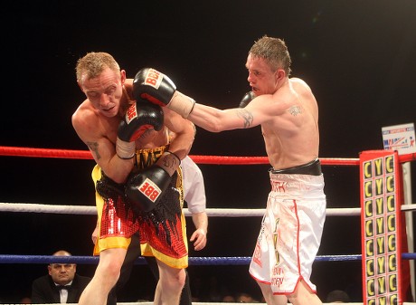 __COUNT__ Sky Fight Night - 05 Feb 2011 Stock Pictures, Editorial ...
