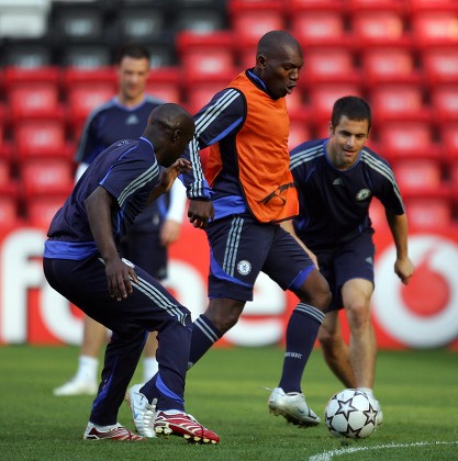 Geremi Lassana Diarra Chelsea During Training Editorial Stock Photo ...