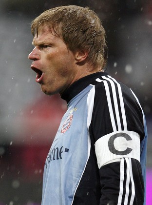 Bayern Munich Goalkeeper Oliver Kahn Editorial Stock Photo - Stock ...