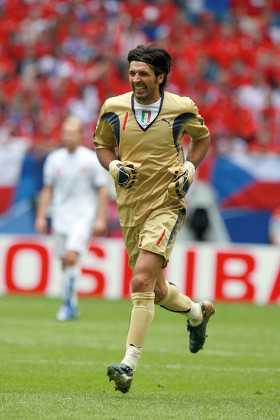 Italy Goalkeeper Gianluigi Buffon Editorial Stock Photo - Stock Image ...