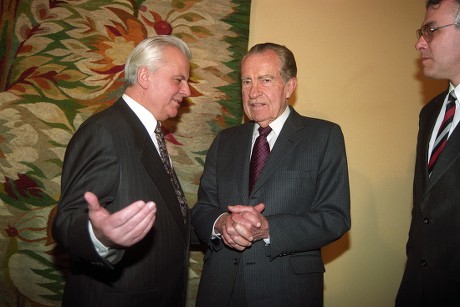 Ukrainian President Leonid Kravchuk L Welcomes Editorial Stock Photo ...