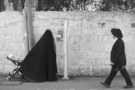 Ultra Orthodox Jewish Women Haredi Burqa Editorial Stock Photo - Stock ...