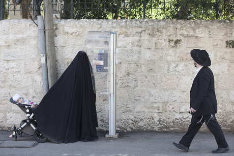 Ultra Orthodox Jewish Women Haredi Burqa Editorial Stock Photo - Stock ...