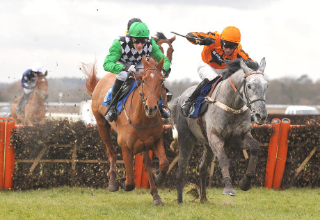 __COUNT__ Warwick Races - 27 Jan 2010 Stock Pictures, Editorial Images ...