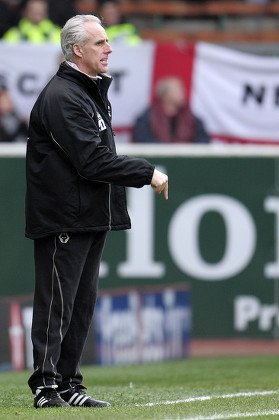 __COUNT__ imágenes de Burnley V Wolverhampton Wanderers - 01 Jan 2008 ...