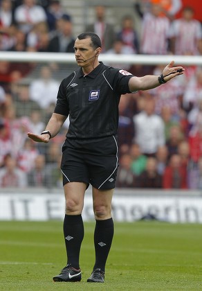Referee Neil Swarbrick United Kingdom Southampton Editorial Stock Photo ...