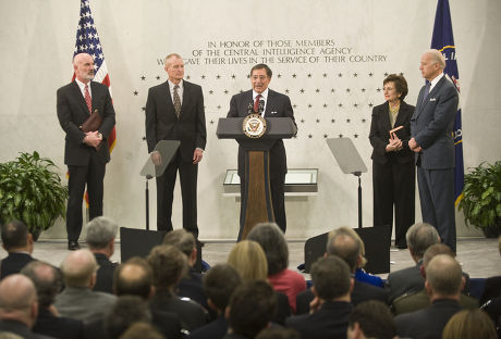 Leon Panetta Sworn Director Central Intelligence Editorial Stock Photo ...