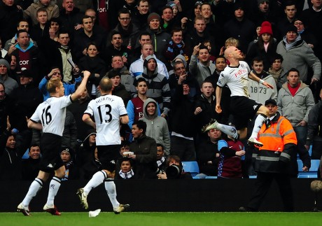 Andy Johnson Fulham Celebrates Scoring Equalising Editorial Stock Photo ...