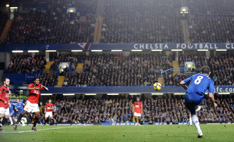 Frank Lampard Chelsea Takes Free Kick Editorial Stock Photo - Stock ...