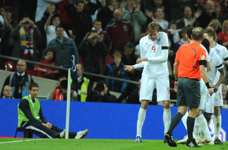 Peter Crouch England Celebrates Scoring Opening Editorial Stock Photo ...