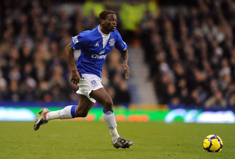 Louis Saha Everton United Kingdom Liverpool Editorial Stock Photo ...