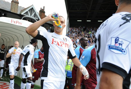 Bobby Zamora Fulham Emerges Tunnel Before Editorial Stock Photo - Stock ...