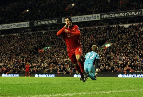 Luis Suarez Liverpool Celebrates Scoring His Editorial Stock Photo ...